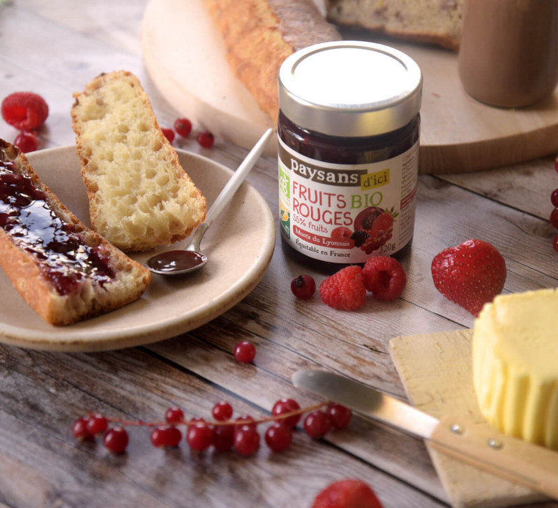 Confiture extra de fruits rouges des Monts Lyonnais - bio et équitable
